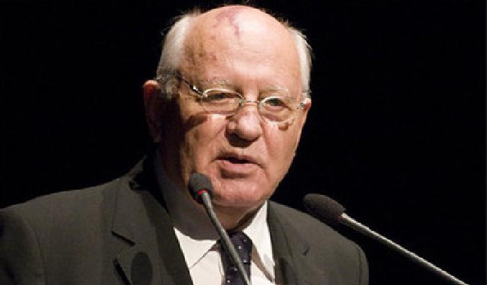 Gorbaciov: giusta la secessione della Crimea