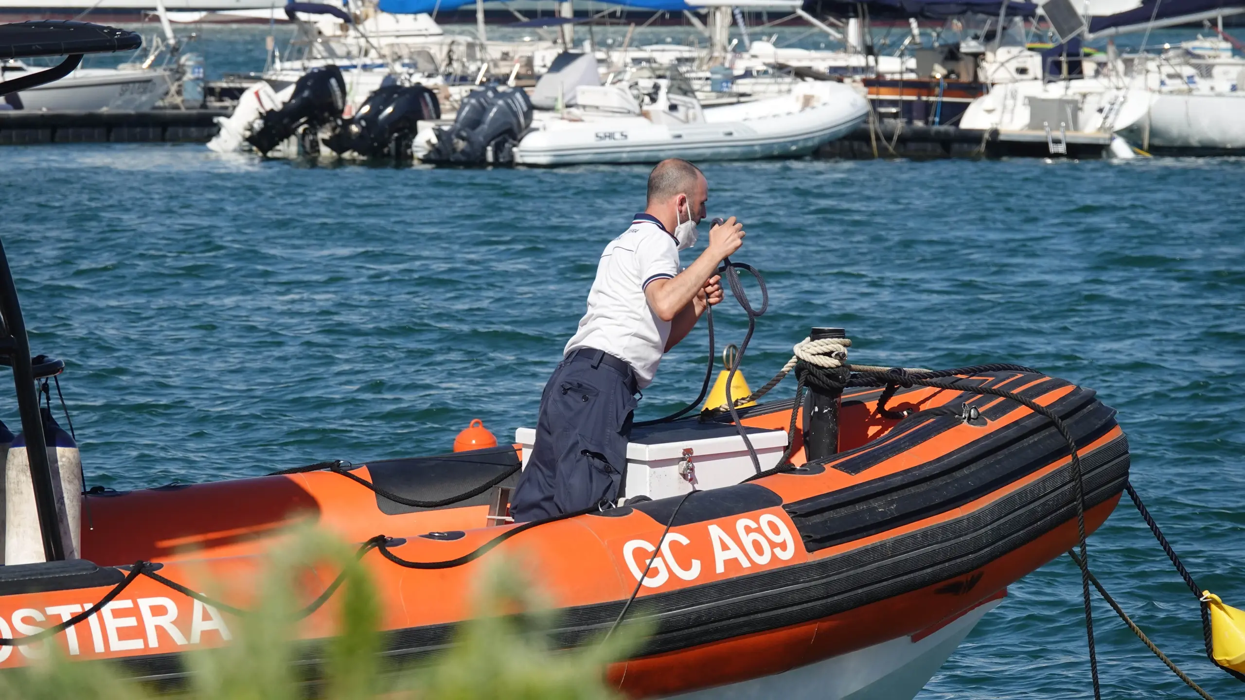 Salva il figlio della compagna che stava annegando e muore: l'ultimo ... Salva il figlio della compagna che stava annegando e muore: l'ultimo ...
